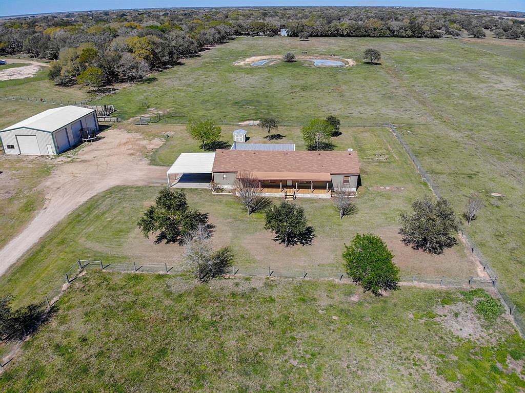 750 County Road 484, Blessing, TX 77419 | Zillow
