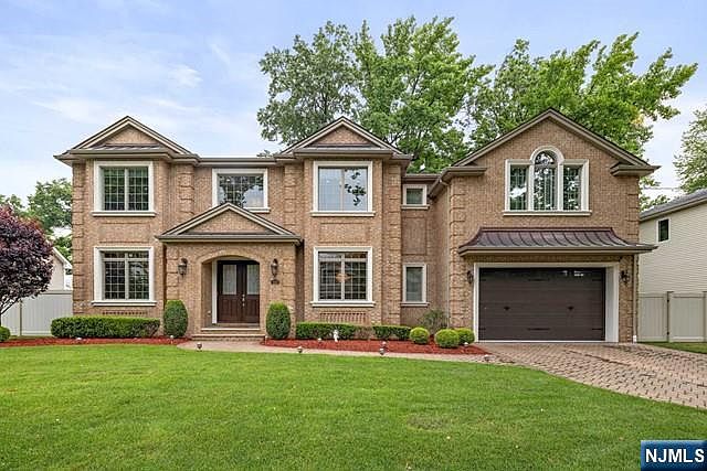 217 Addison Pl, Paramus, NJ 07652 | Zillow