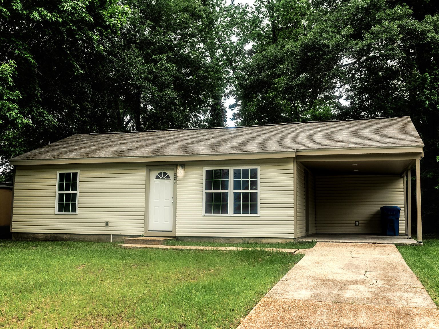 823 Lake Court Dr, Deridder, LA 70634 | Zillow