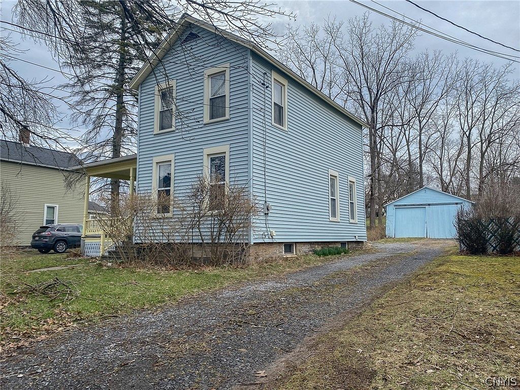 28 Mattie St, Auburn, NY 13021 | Zillow