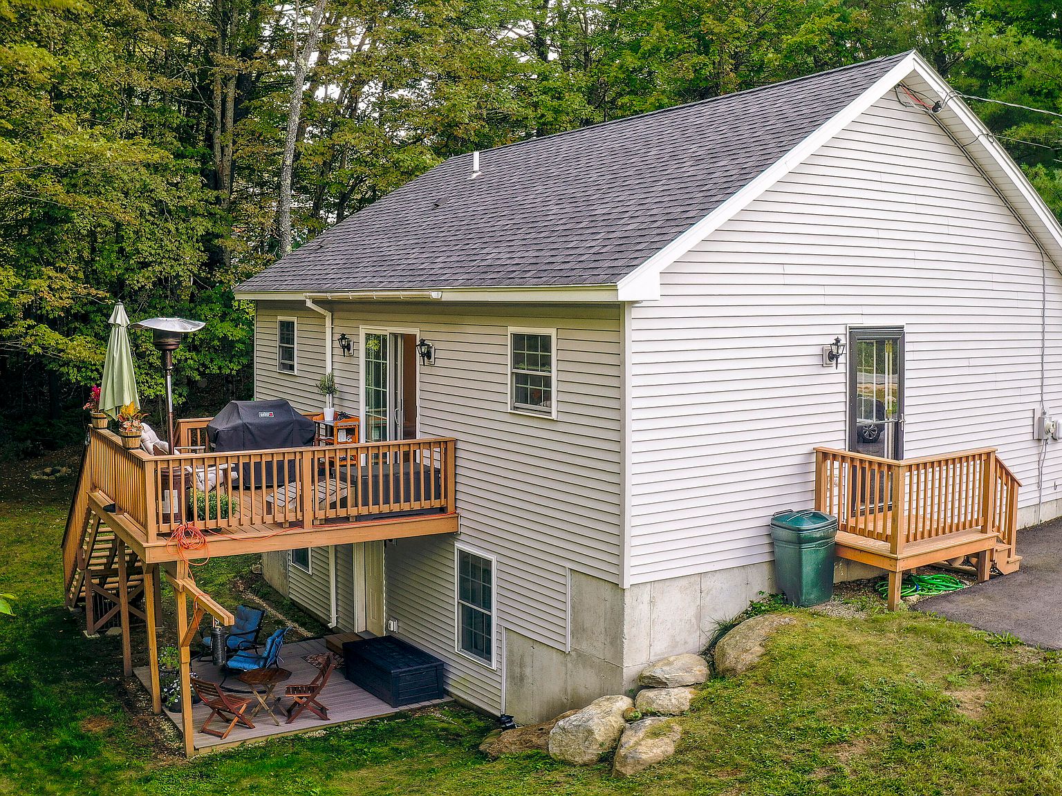 10 E East Oxford Road, South Paris, ME 04281 | MLS #1573378 | Zillow