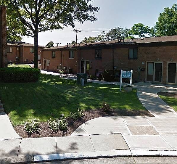 3649 Allendale Cir, Pittsburgh, PA 15204 | Zillow