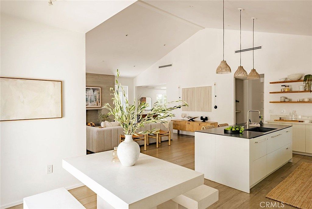 4128 Baywood St, Los Angeles, CA 90039 | MLS #AR25179094 | Zillow