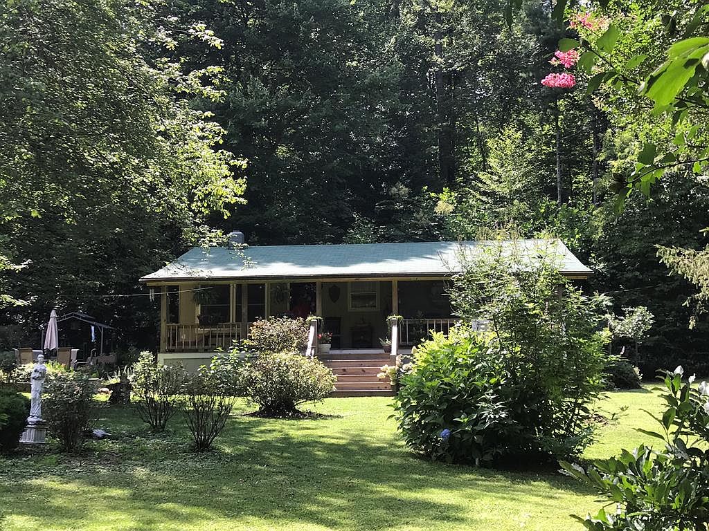 205 Horseshoe Ridge Rd, Franklin, NC 28734 | Zillow