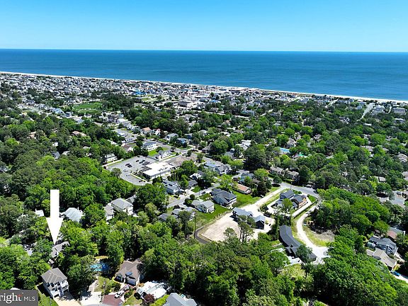 435 Lekites Ave #435, Bethany Beach, DE 19930 | Zillow
