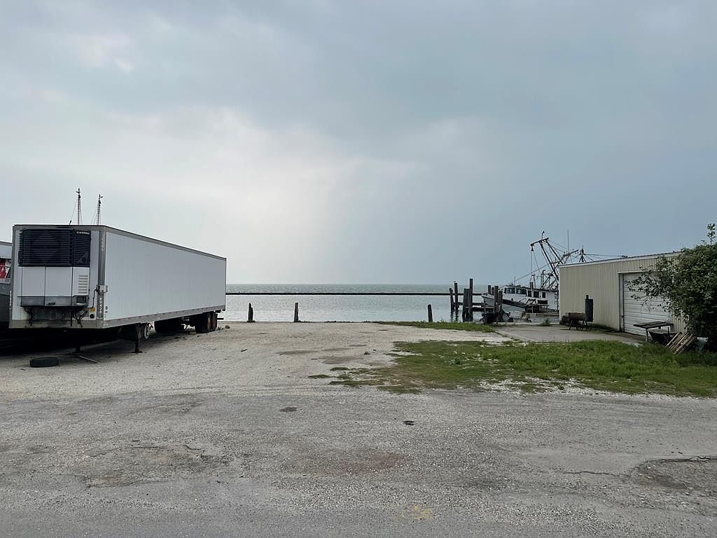 112 N Fulton Beach Rd, Rockport, TX 78382 | Zillow