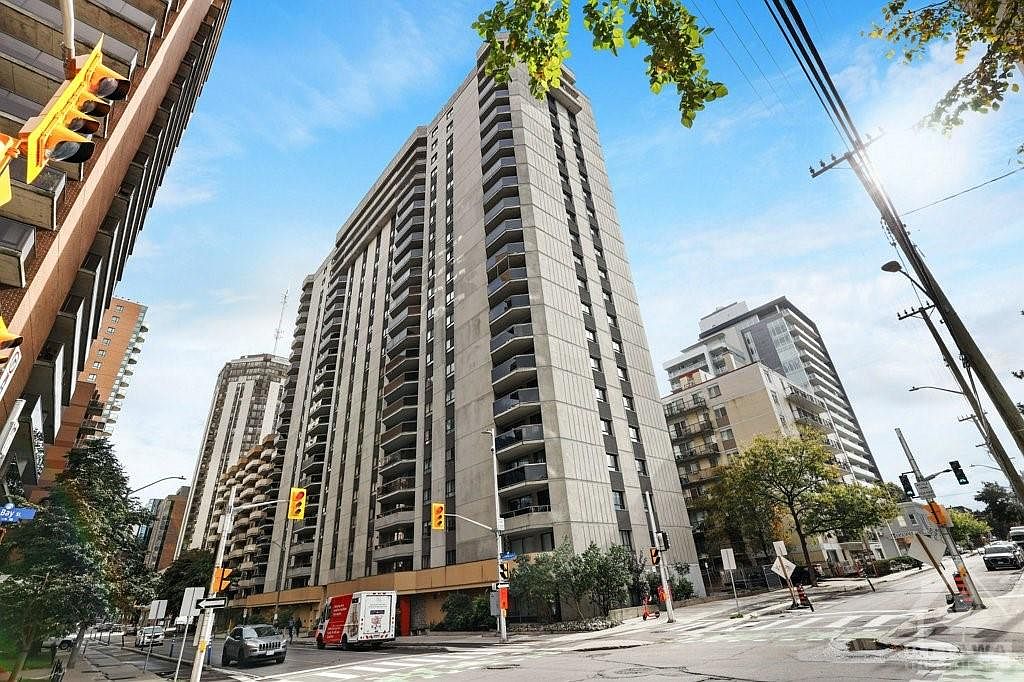 470 Laurier Ave W #906, Ottawa, ON K1R 7W9 | MLS #1365699 | Zillow