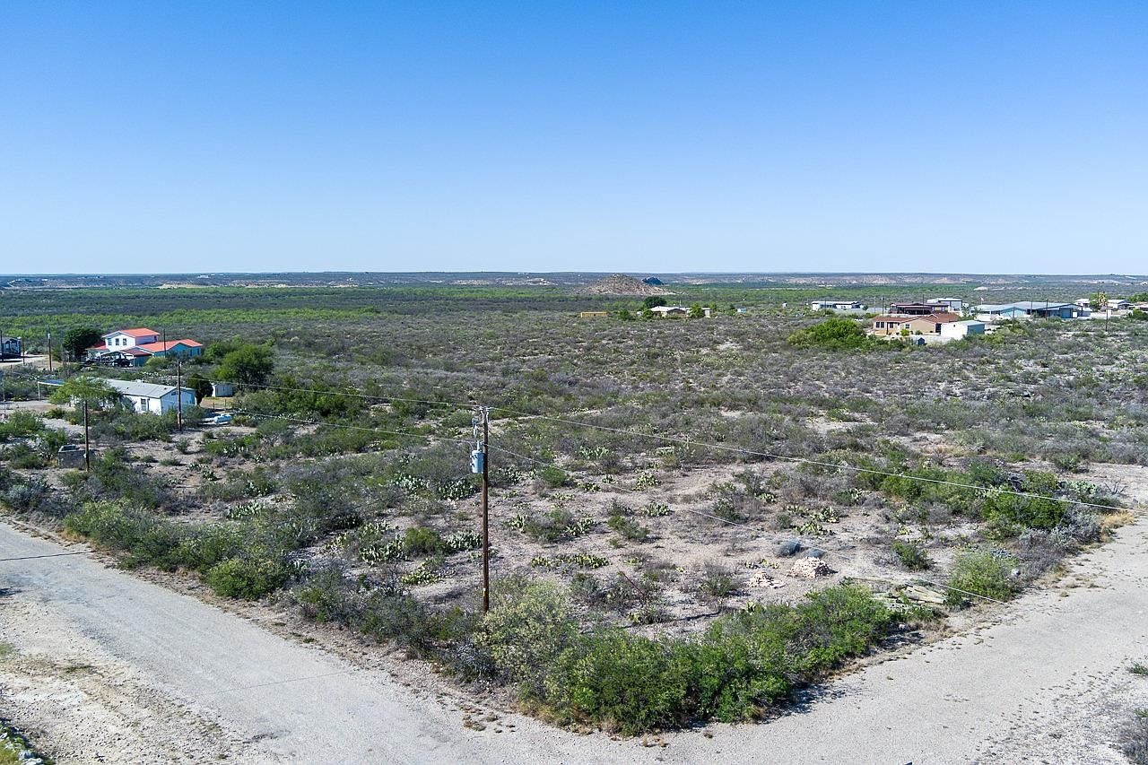 61 Deer Trl #61, Del Rio, TX 78840 | MLS #206228 | Zillow