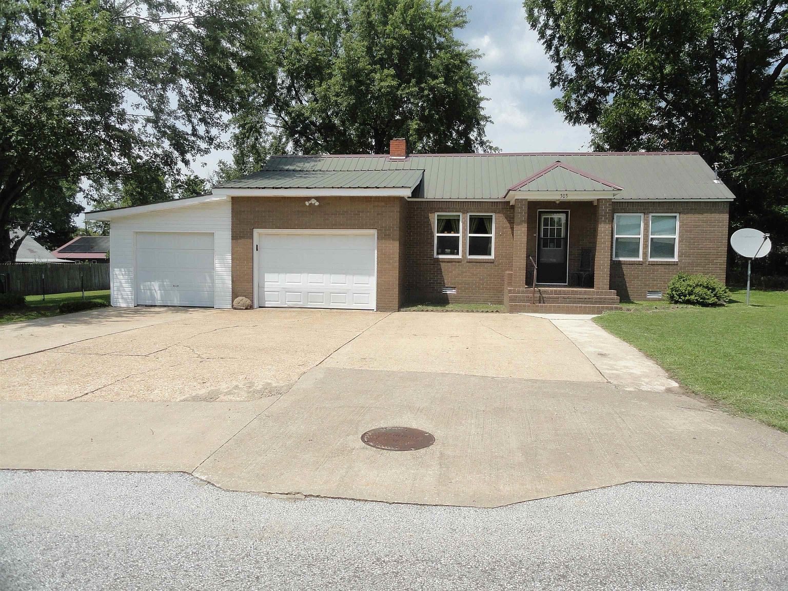 303 Ozark St, Marshall, AR 72650 | MLS #23022971 | Zillow