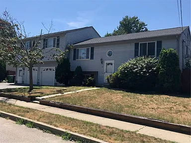 33 Aspen Way Warwick RI | Zillow