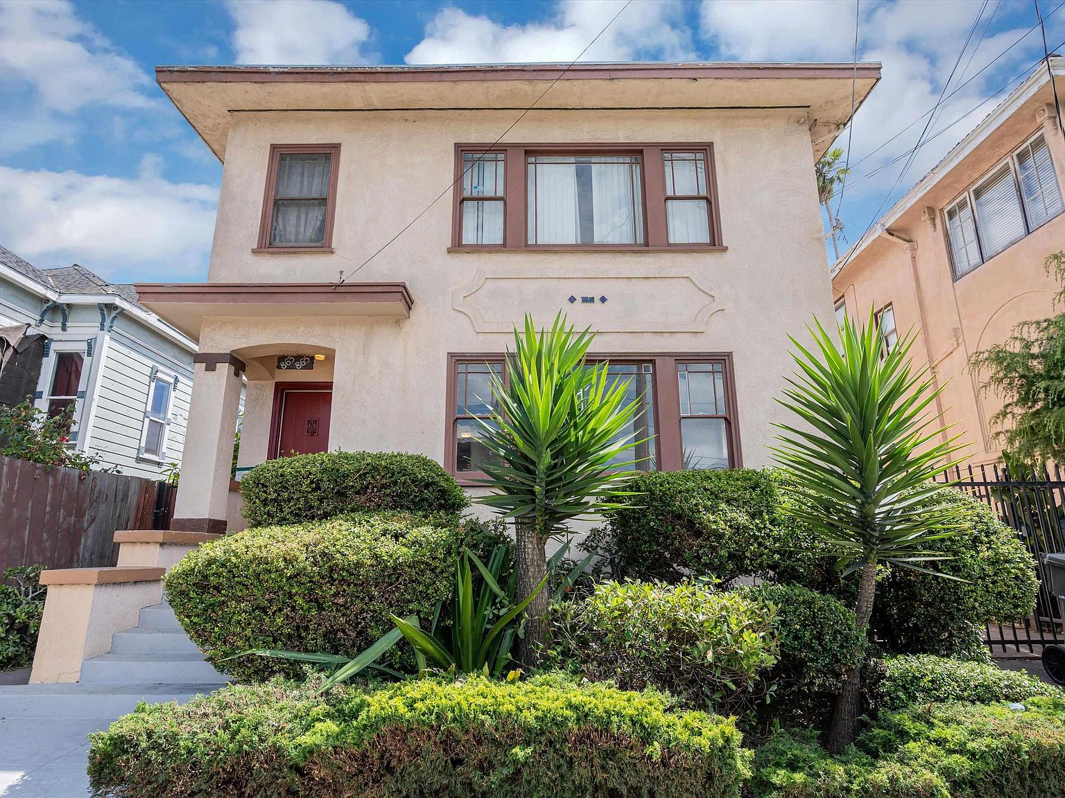 863 40th St, Oakland, CA 94608 | Zillow