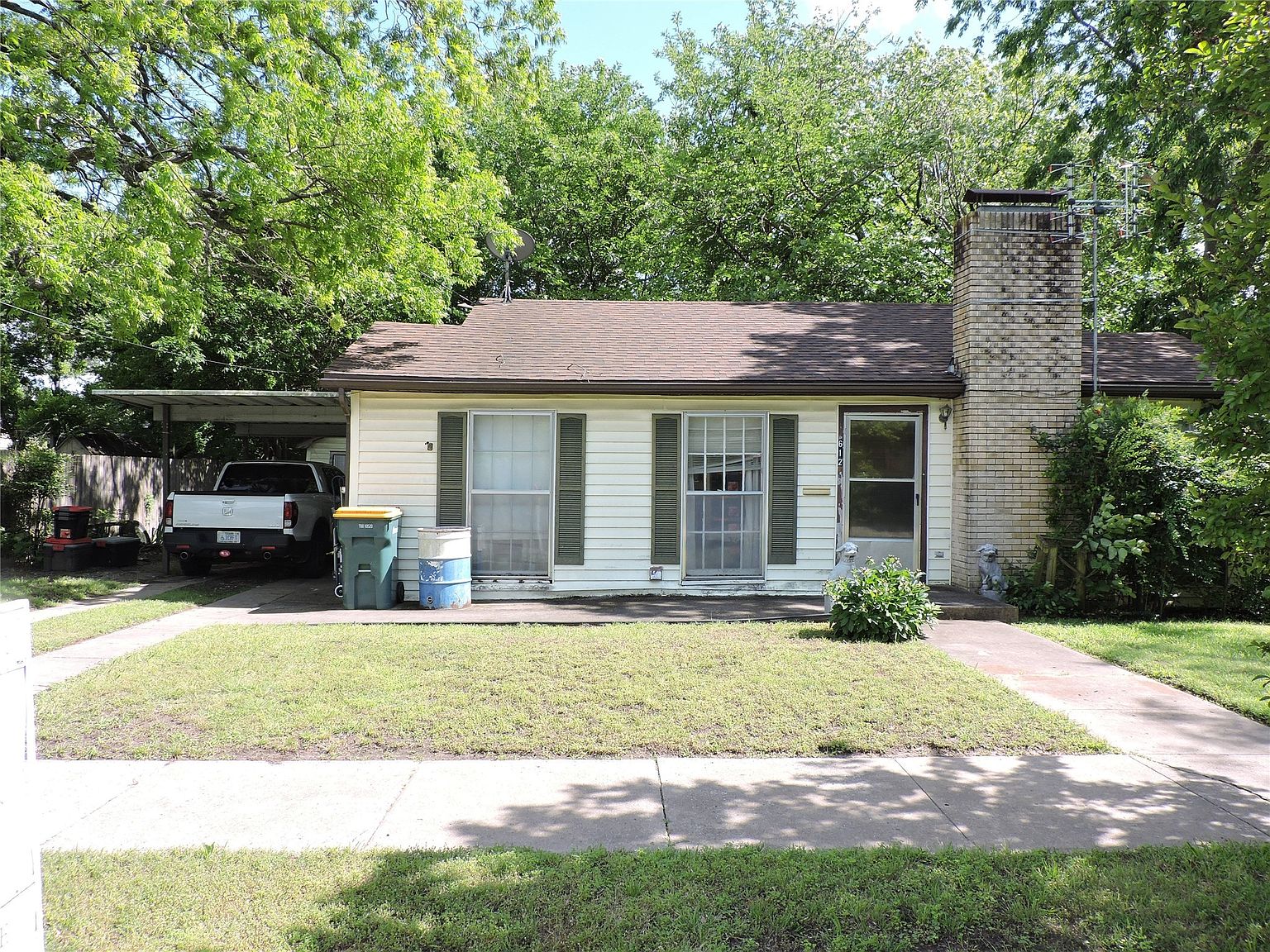 612 W Belden St, Sherman, TX 75092 | Zillow