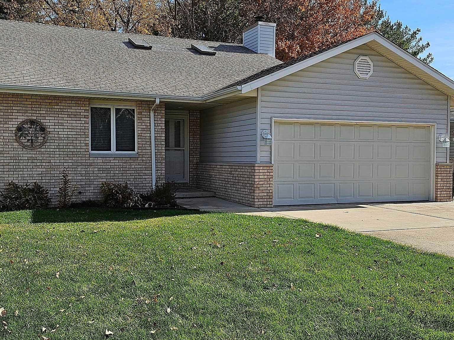 2414 Checkerberry Ln, Springfield, IL 62711 | Zillow