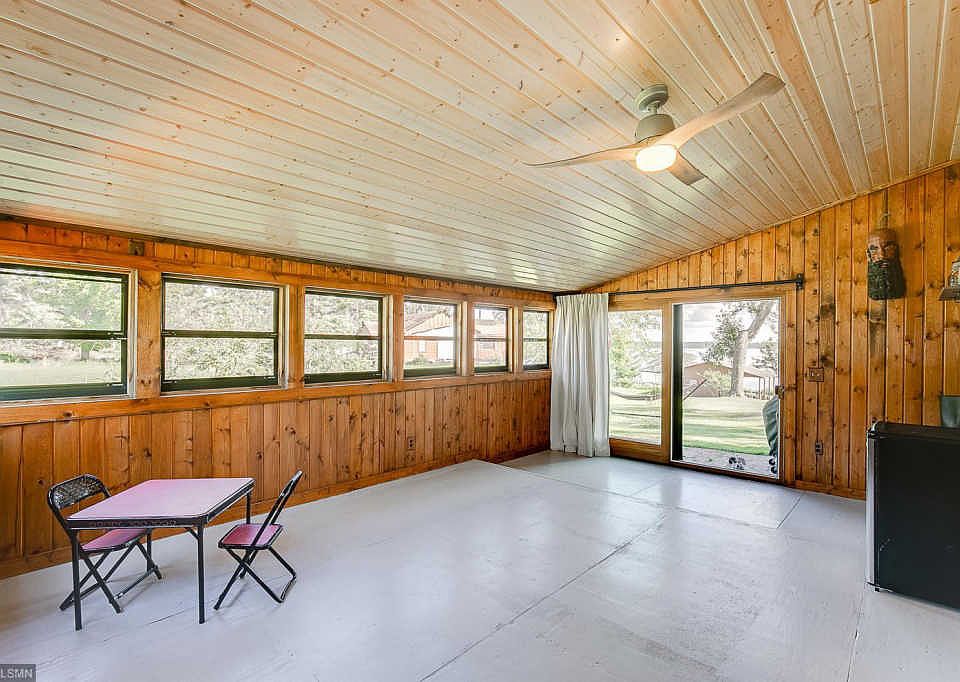 686 N Round Lake Ln, Luck, WI 54853 | Zillow