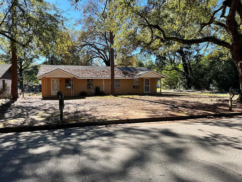 1214 Gillespie Ave, Albany, GA 31707 | MLS #152590 | Zillow