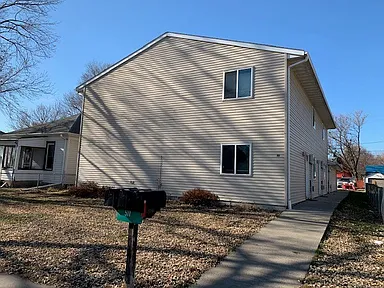 511 Burleigh St Yankton SD | Zillow