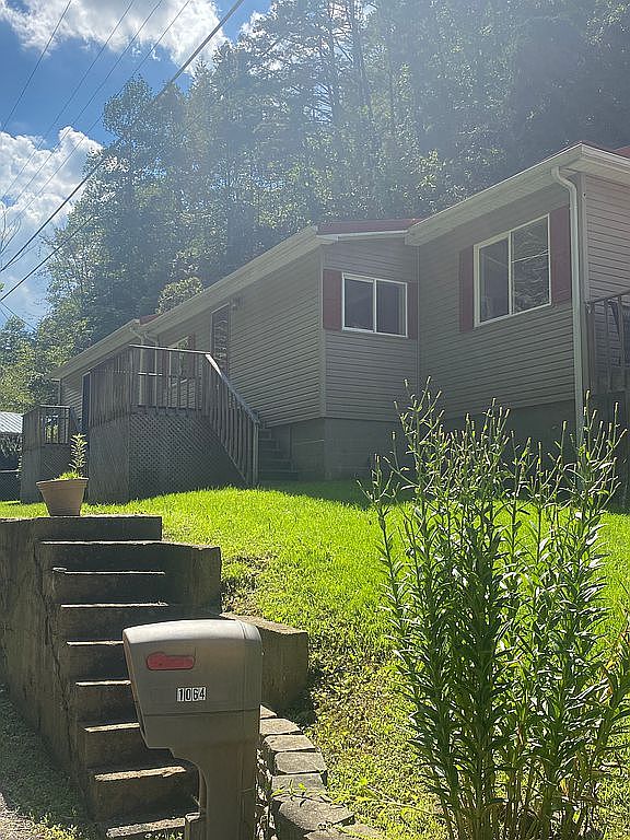 1064 Coburn Holw, Huddy, KY 41535 | Zillow