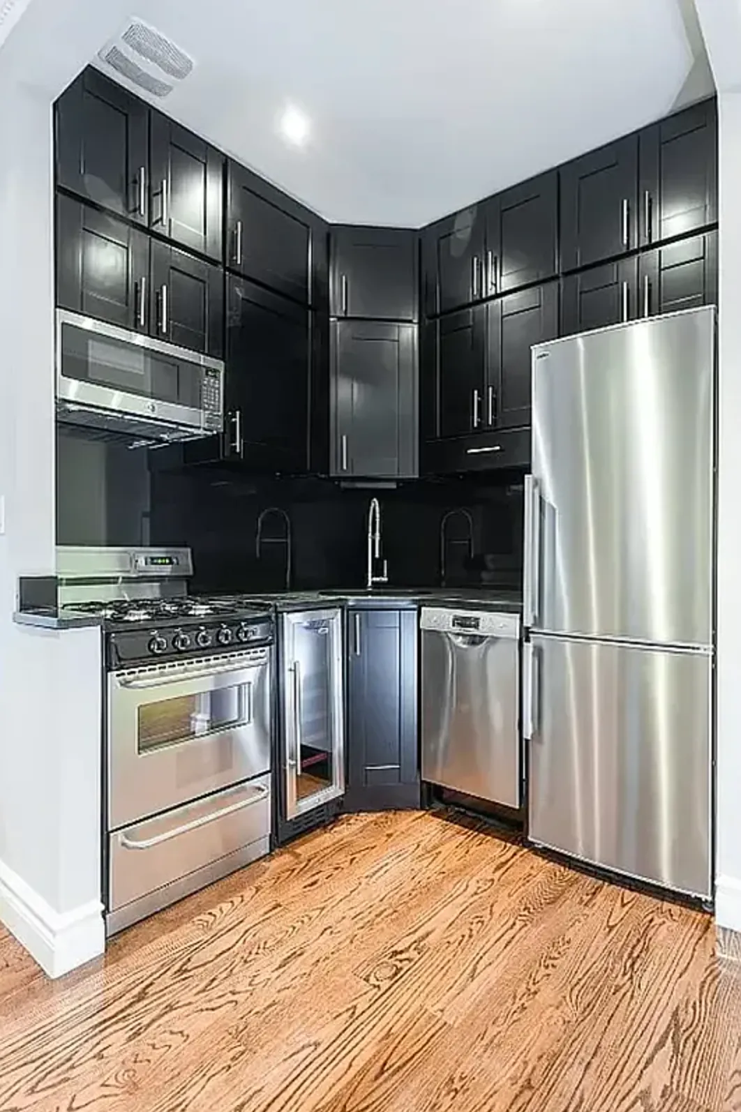 290 West 12th Street #2E in West Village, Manhattan | StreetEasy