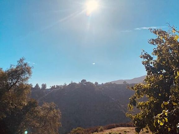 729 Enchanted Way, Pacific Palisades, CA 90272 | MLS #25522251 | Zillow