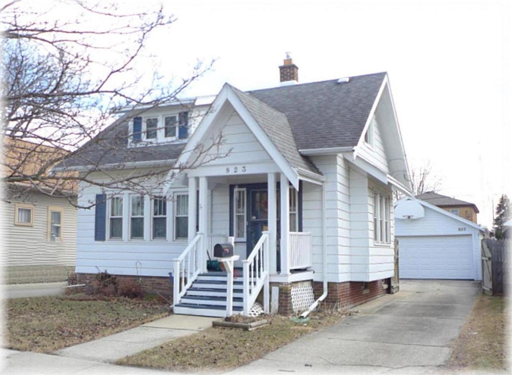 823 Wolff St, Racine, WI 53402 | Zillow