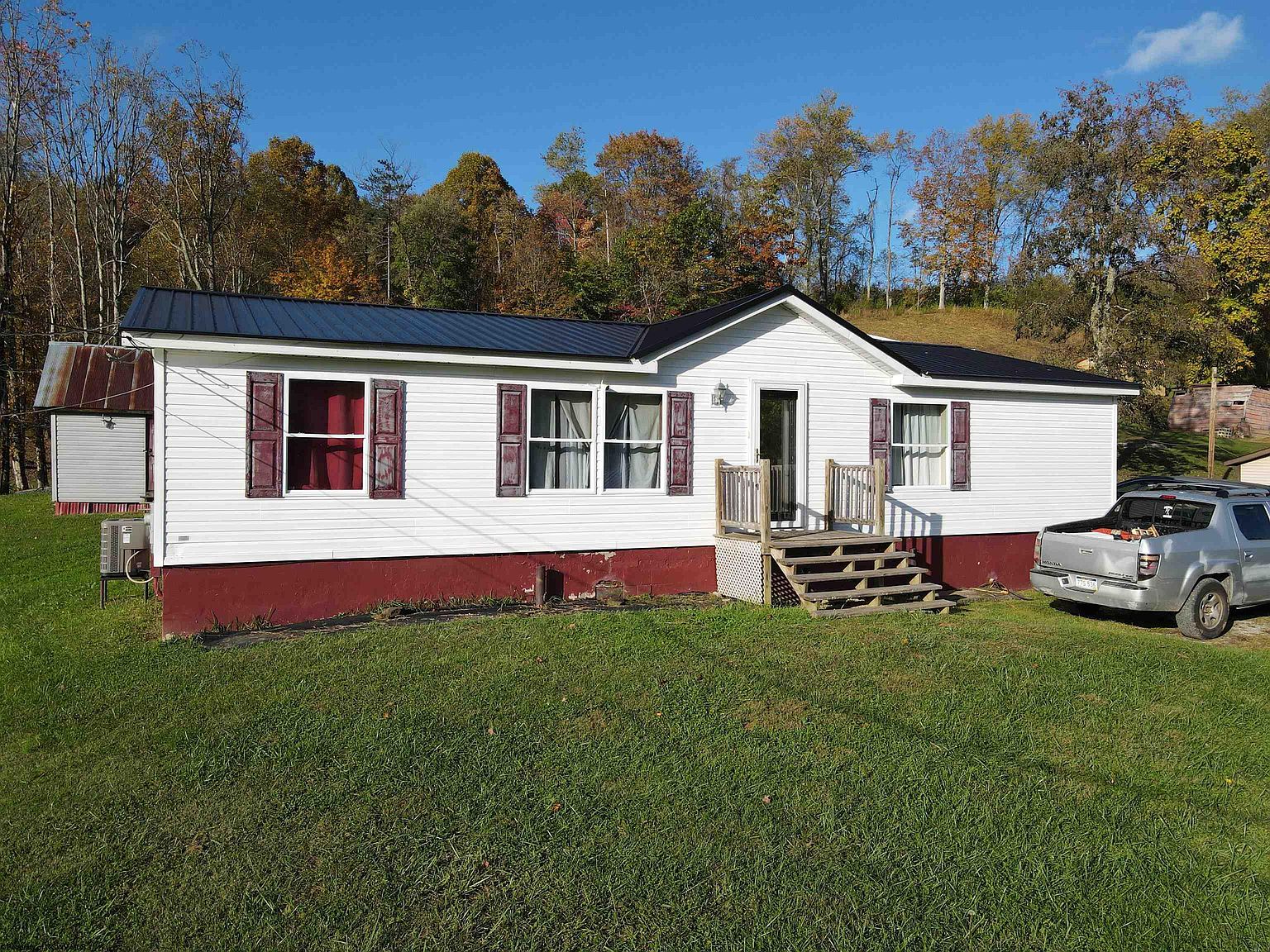 906 Simpson Run Rd, Weston, WV 26452 | MLS #10151522 | Zillow