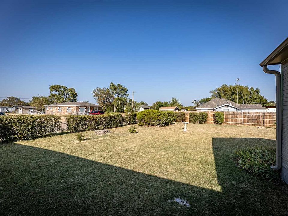1906 Charles Whitlow Ave, Lawton, OK 73501 | MLS #164468 | Zillow