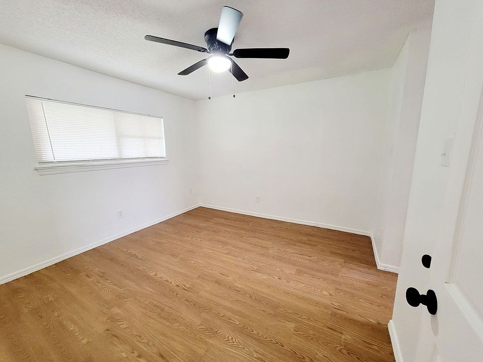 Vandelia East 1610 - 1610 59th St Lubbock TX | Zillow