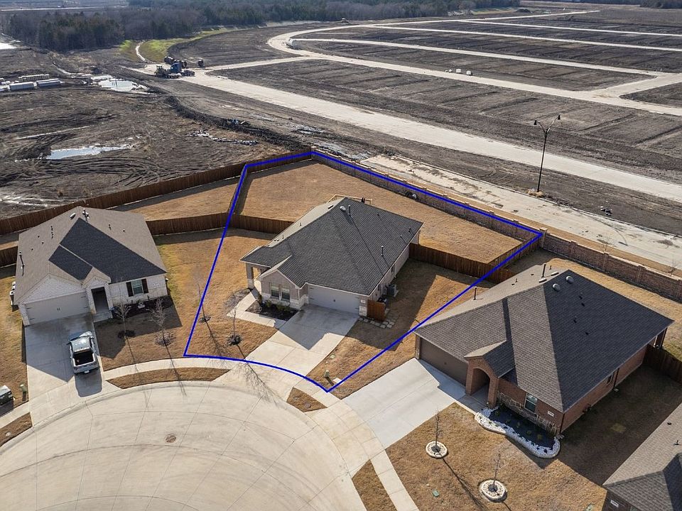 1308 Misty Brook Dr, Princeton, TX 75407 | Zillow