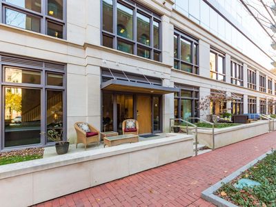 250 W Spring St Columbus, OH, 43215 - Apartments for Rent | Zillow