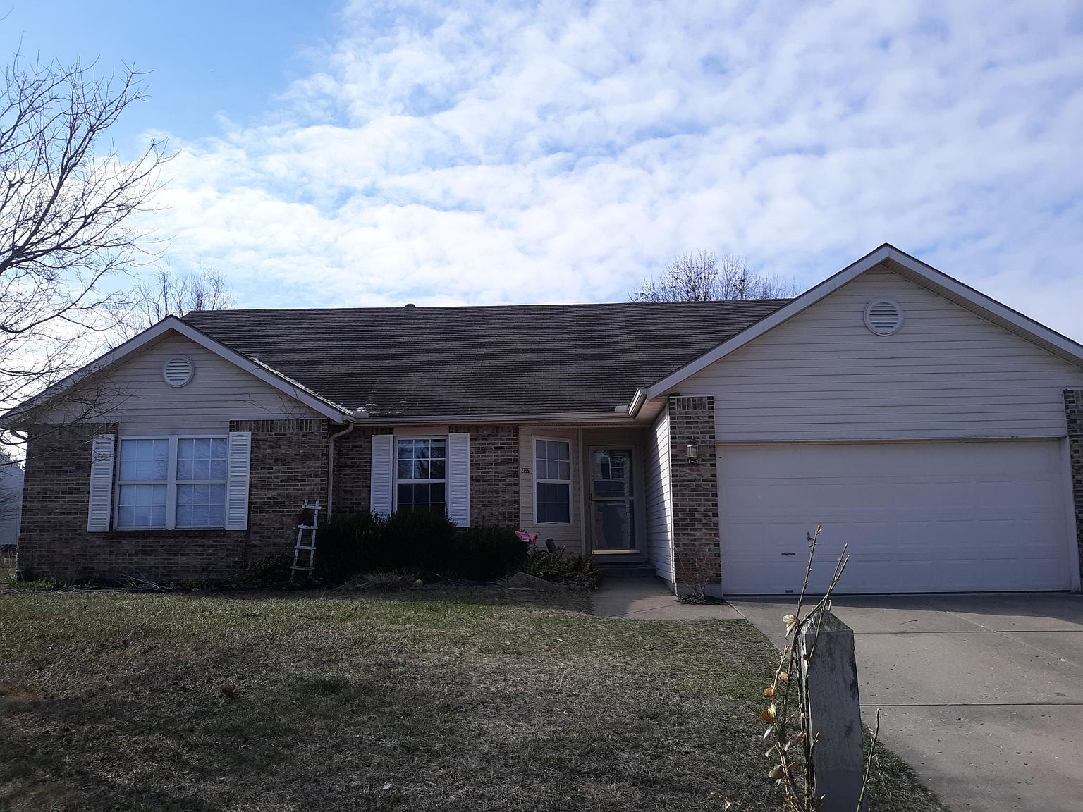 2755 N Barnhill Pl, Xenia, OH 45385 | Zillow
