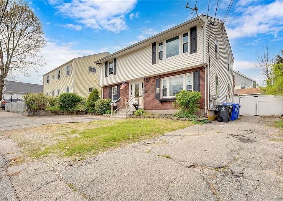 19 W Lawn Ave, Pawtucket, RI 02860 | Zillow