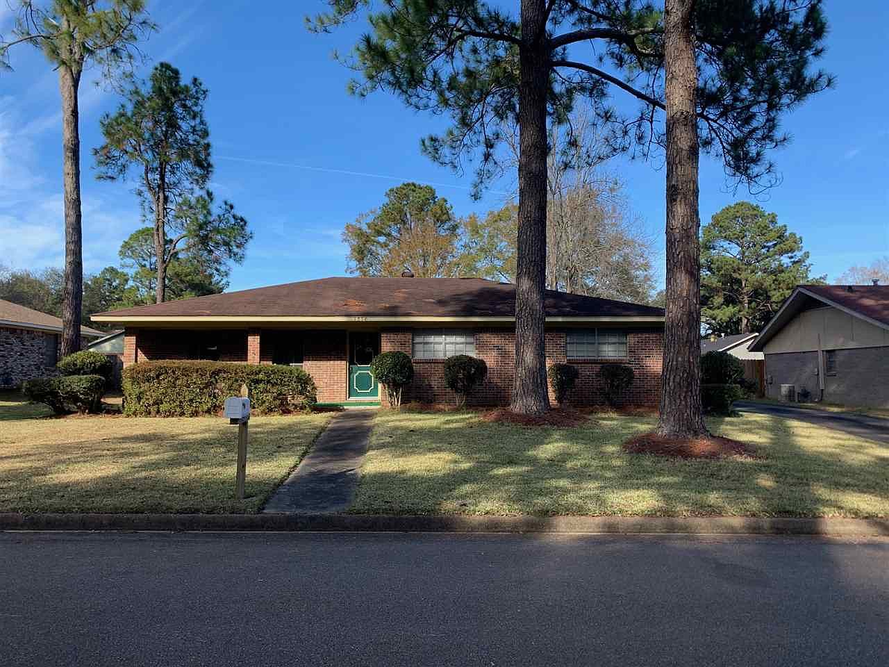 1570 Vernon Cir, Jackson, MS 39204 | Zillow