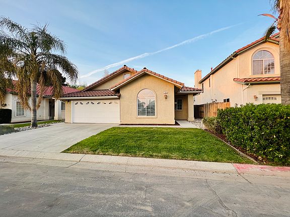 160 Lake Dr, Lemoore, CA 93245 | Zillow