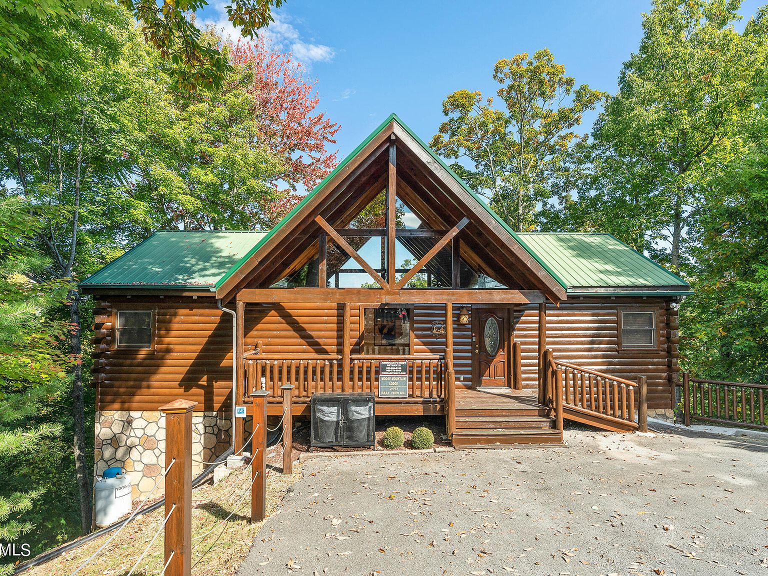 2117 E View Dr, Sevierville, TN 37876 | Zillow