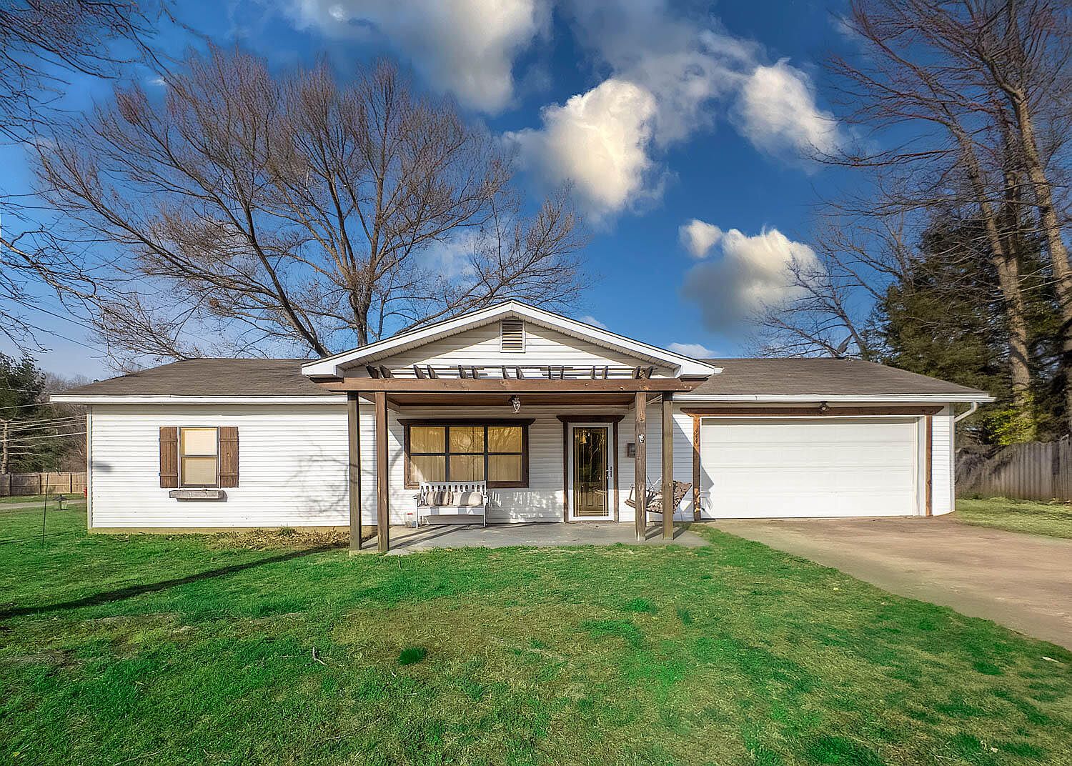 444 Monroe Street, Thayer, MO 65791 | Zillow