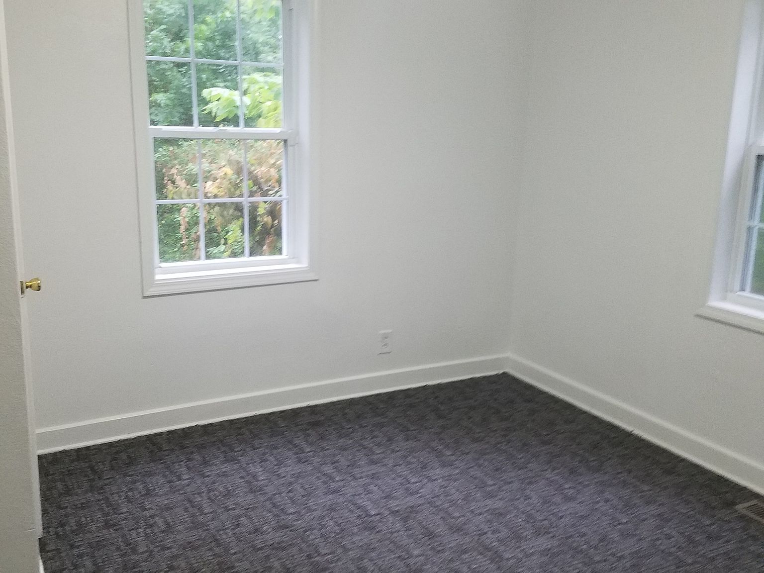 2133 E Jackson St, Springfield, IL 62703 | Zillow