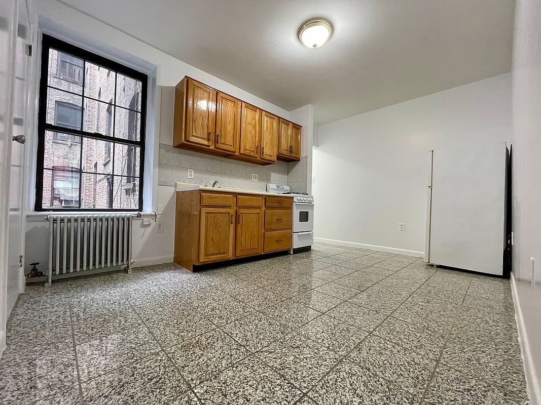 312 W 15th St #3R, New York, NY 10011 | Zillow