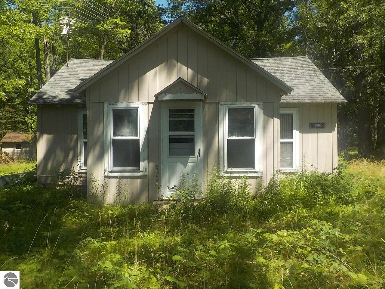 8696 W Eight Point Lake Rd, Lake, MI 48632 | Zillow