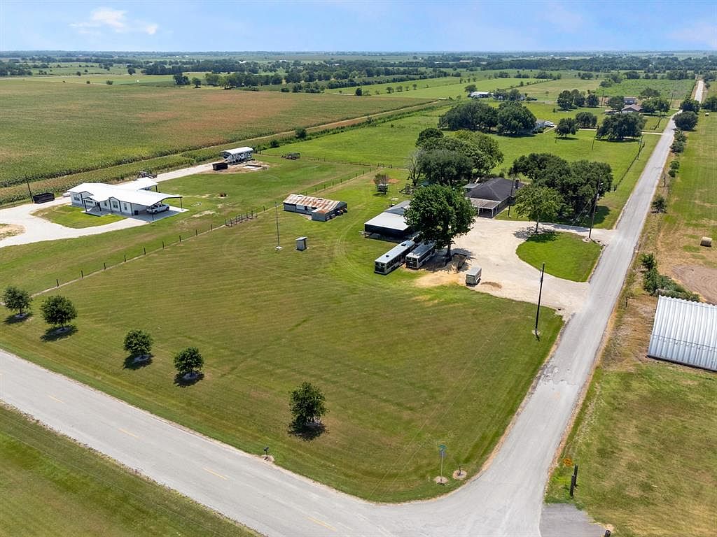 2555 Straznicky Rd, Beasley, TX 77417 | MLS #91274240 | Zillow