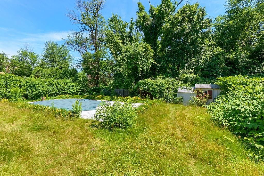 65 Trinity Ave, Worcester, MA 01605 | Zillow