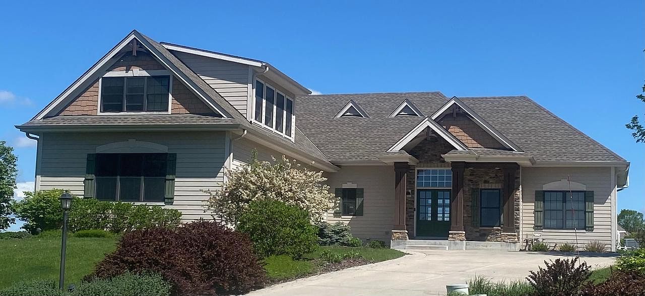 N66W34266 Primrose CIRCLE, Oconomowoc, WI 53066 | Zillow