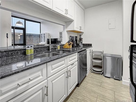 127 Greyrock Pl APT PL2, Stamford, CT 06901 | MLS #170594431 | Zillow