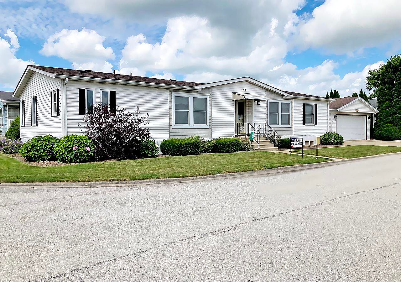 64 Maple Ln #MR64, Manteno, IL 60950 | MLS #11320703 | Zillow