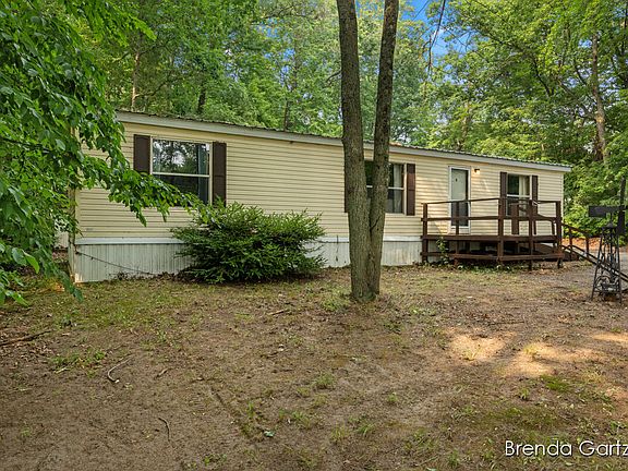 22484 W Howard City Edmore Rd, Howard City, MI 49329 | Zillow