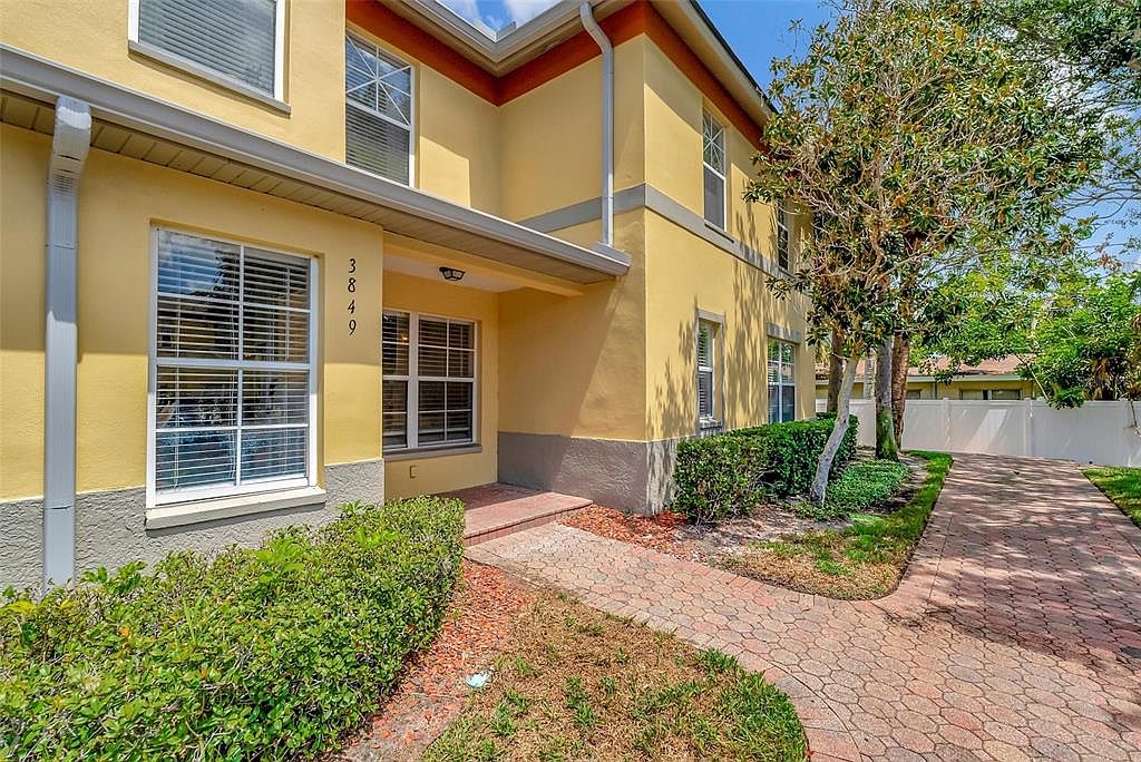 3849 Island Way St, Saint Petersburg, FL 33705 | Zillow