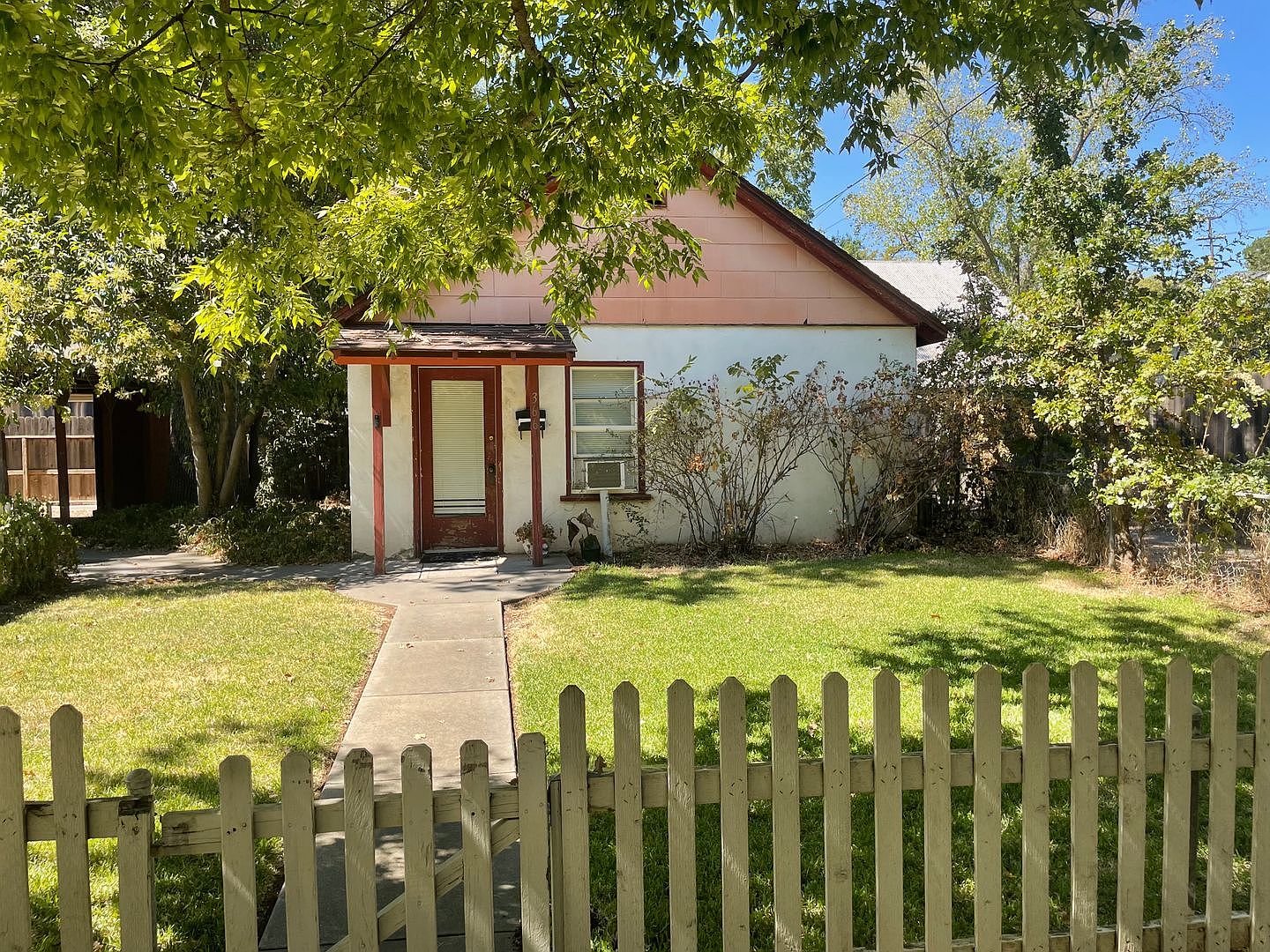 366 E 16th St, Chico, CA 95928 | Zillow