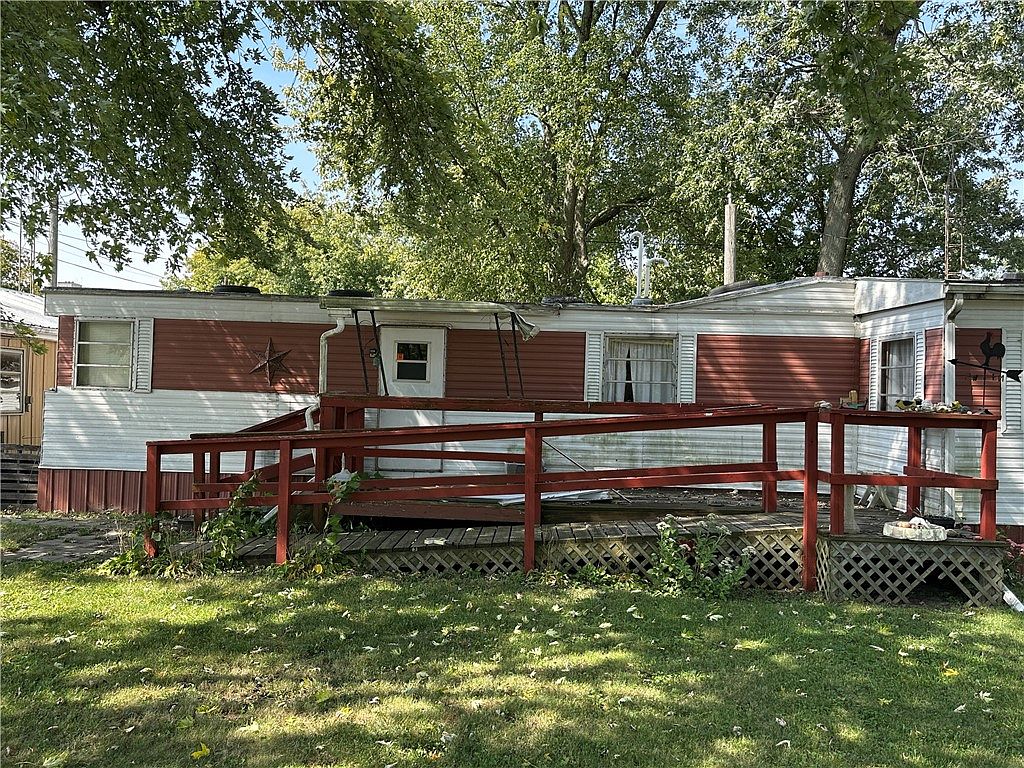 101 N Central Ave, Brocton, IL 61917 | Zillow