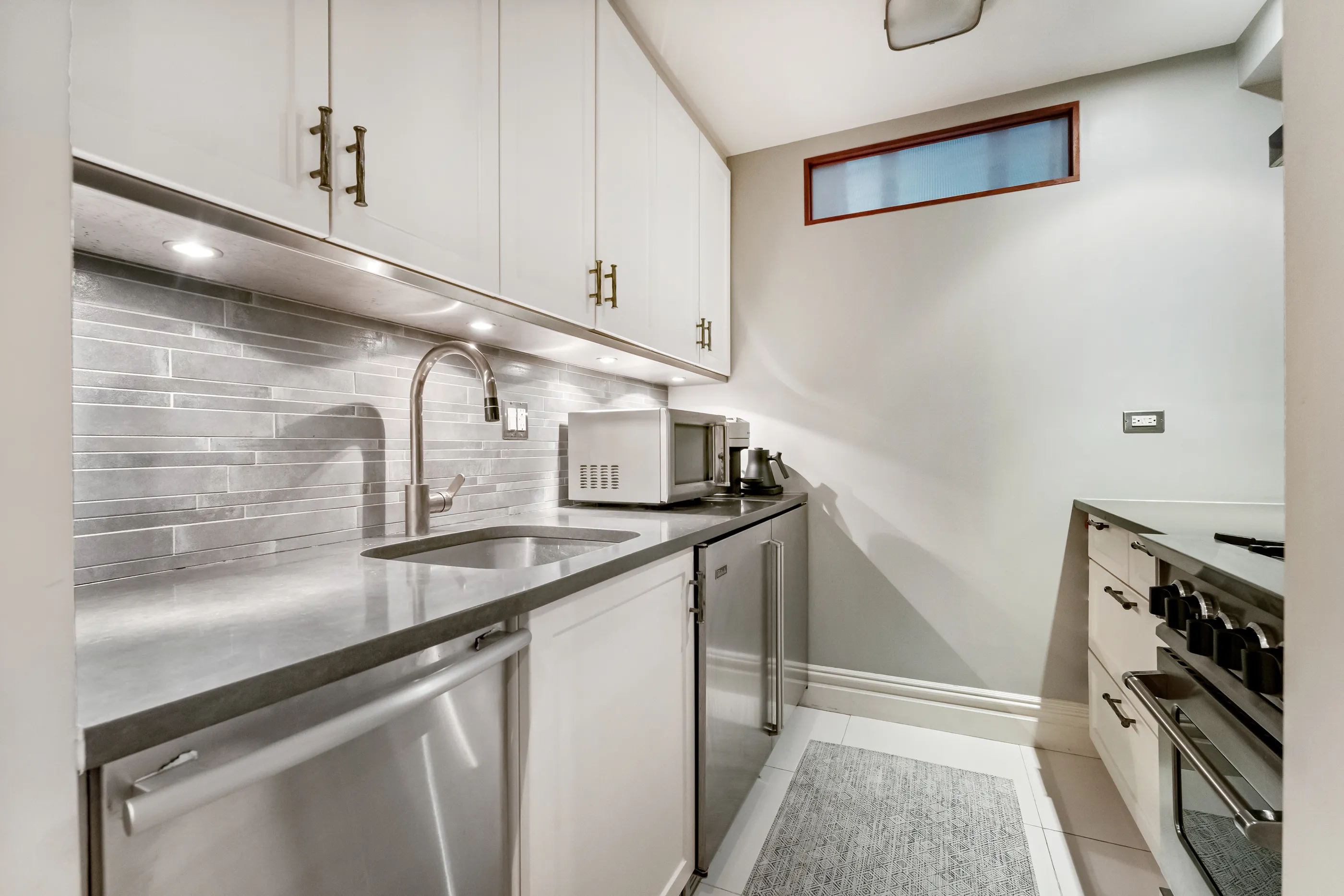 12 East 97th Street #2J in Carnegie Hill, Manhattan | StreetEasy
