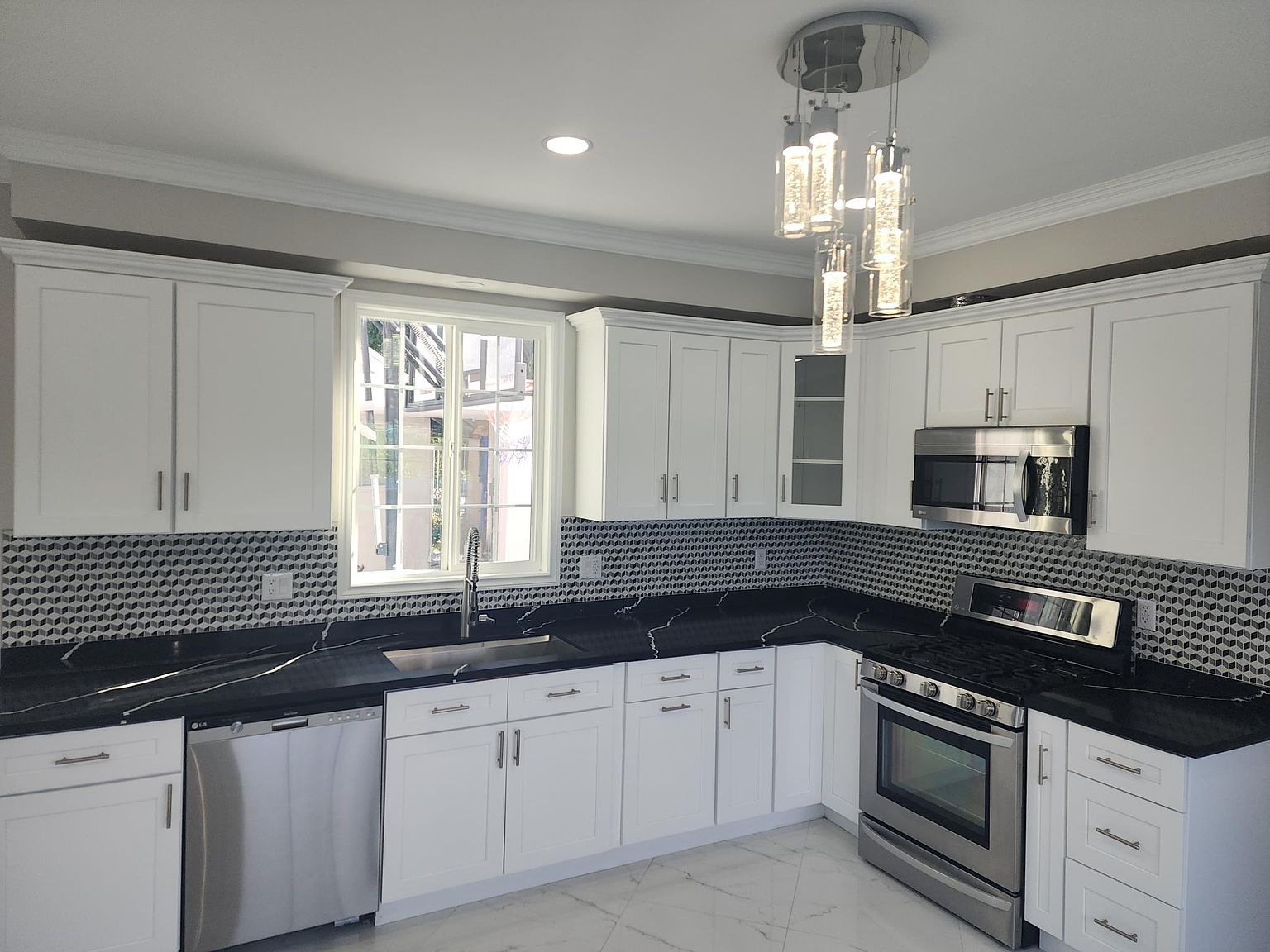 24003 Bessemer St #ADU, Woodland Hills, CA 91367 | Zillow