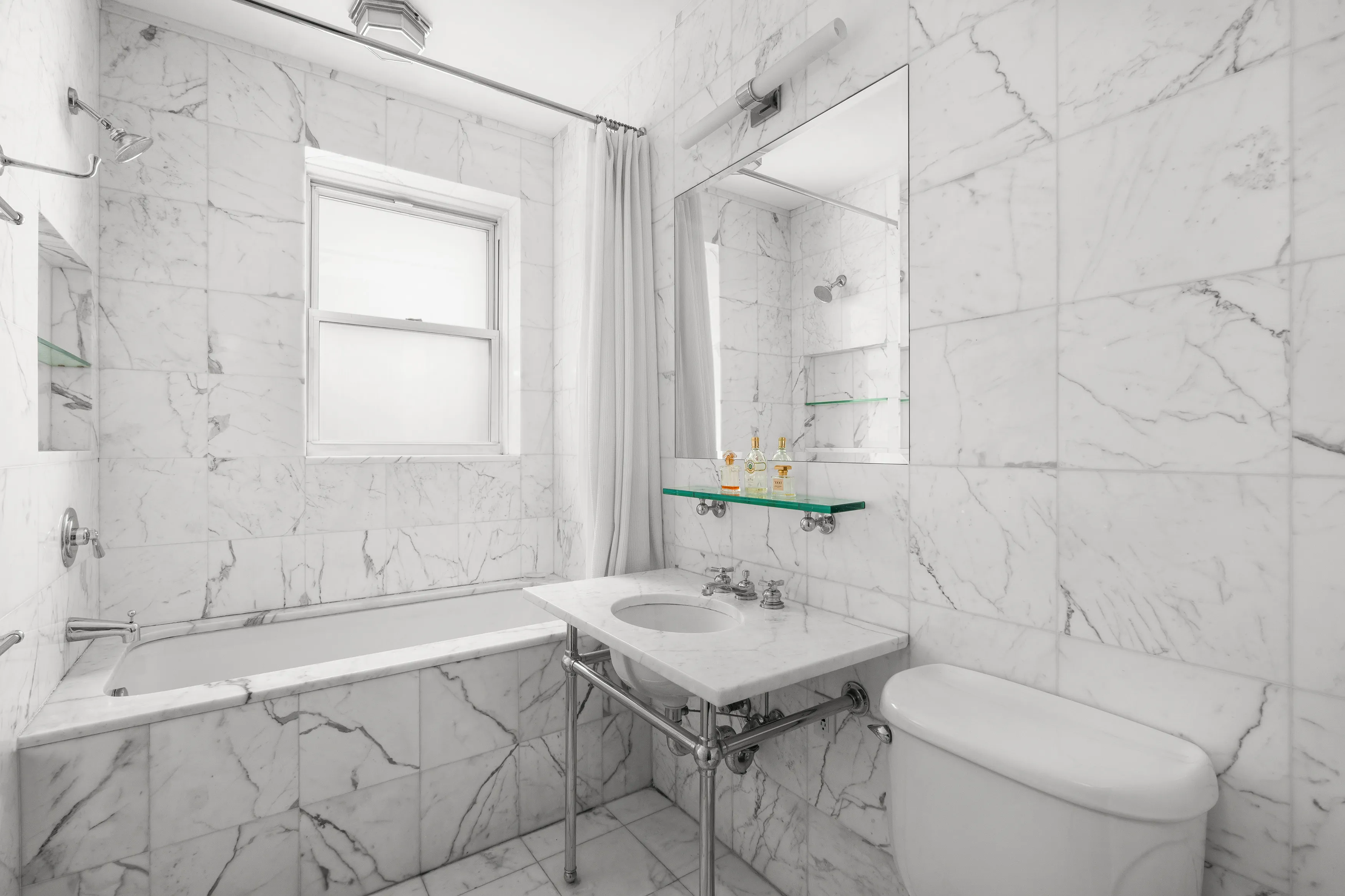 27 East 95th Street #3E in Carnegie Hill, Manhattan | StreetEasy